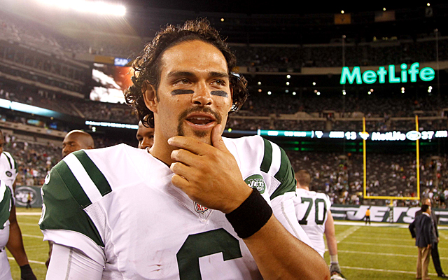 Jets' Mark Sanchez Gets An Unexpected Surprise During Sideline Interview
