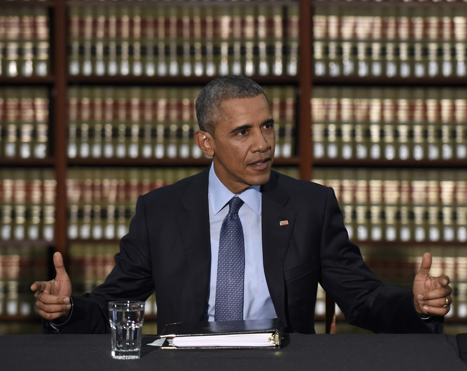 Obama 'Bans the Box' and Gives Ex-Offenders an Unprecedented Second ...