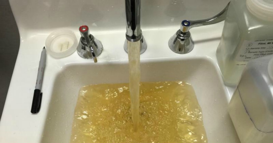 Criminal Scandal: Emails Reveal Michigan Governor Knew of Flint Water ...