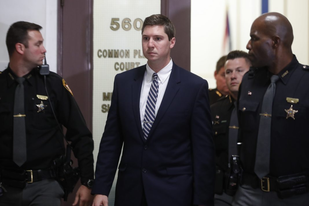As Retrial for Cop Who Shot and Killed Sam DuBose Gets Underway, Here ...