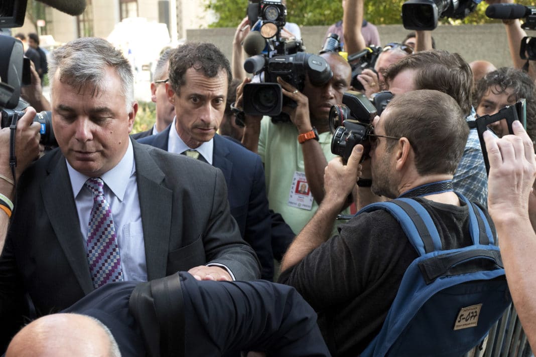 Anthony Weiner Sentenced to 21 Months in Sexting Case