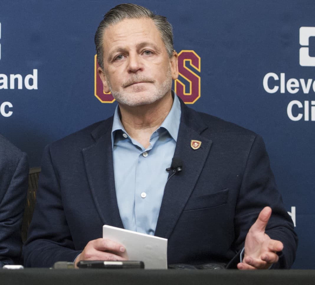 Cavs Owner Dan Gilbert Gets 'Vile' Voicemails After LeBron's 'Bum ...