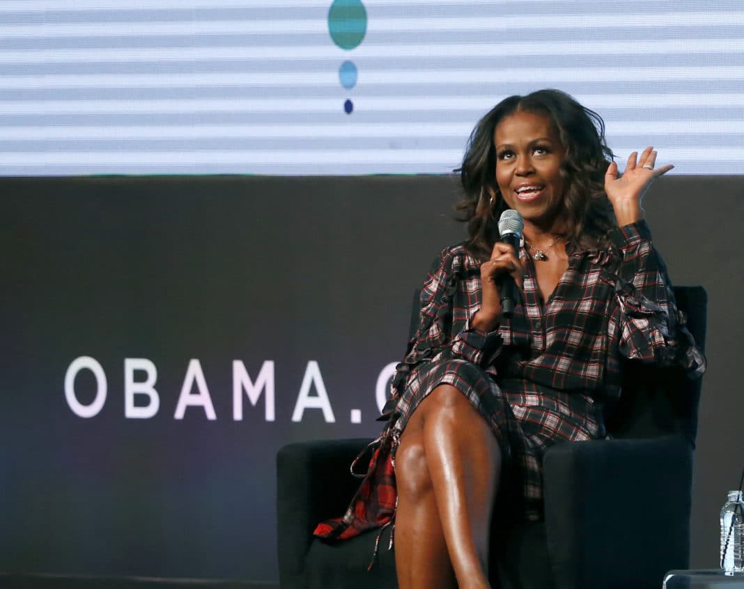 Don't 'Tweet Every Thought,' Michelle Obama Tells Youths