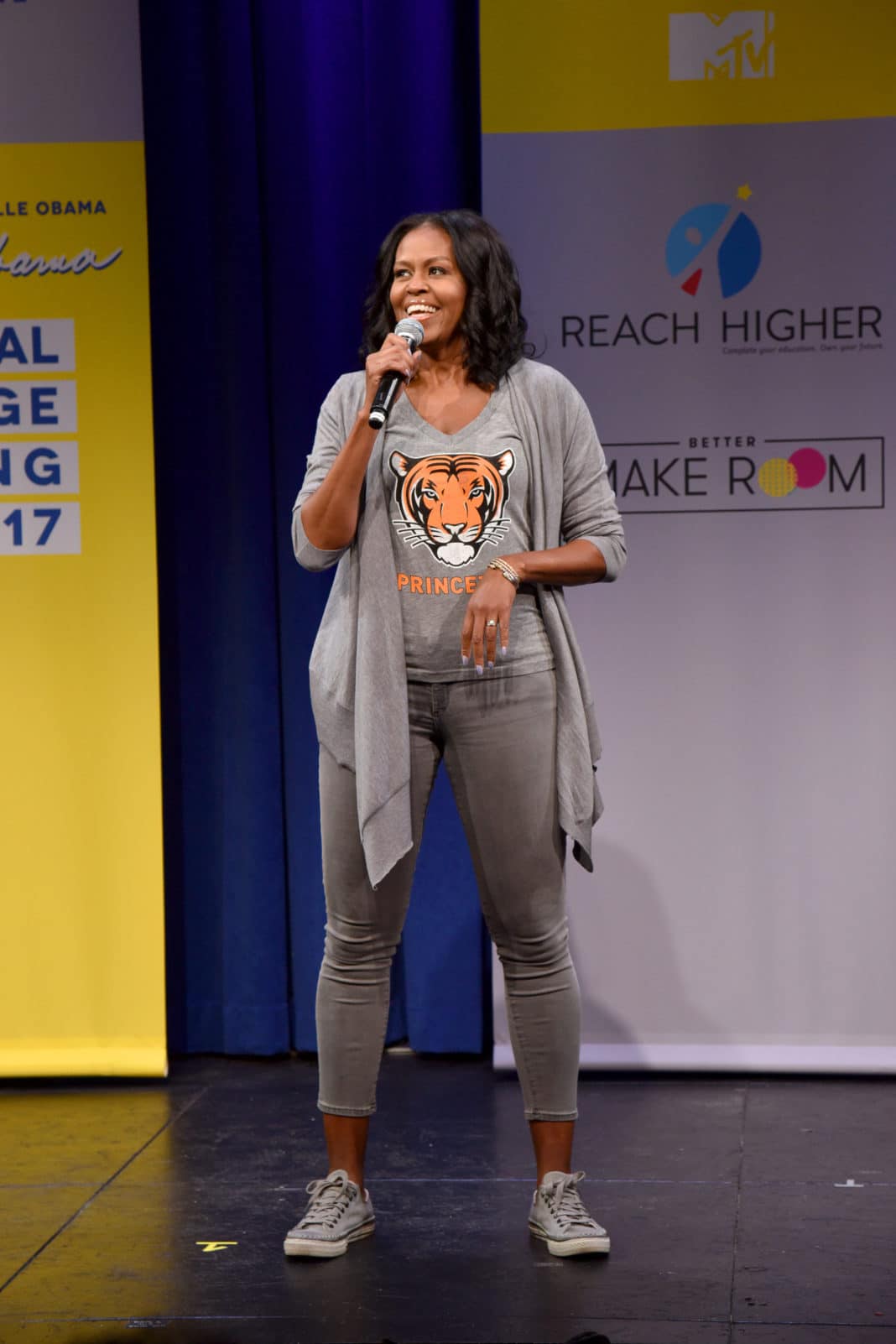 Michelle Obama Continues to Turn Heads with Her Style Michelle Obama Continues to Turn Heads with Her Style