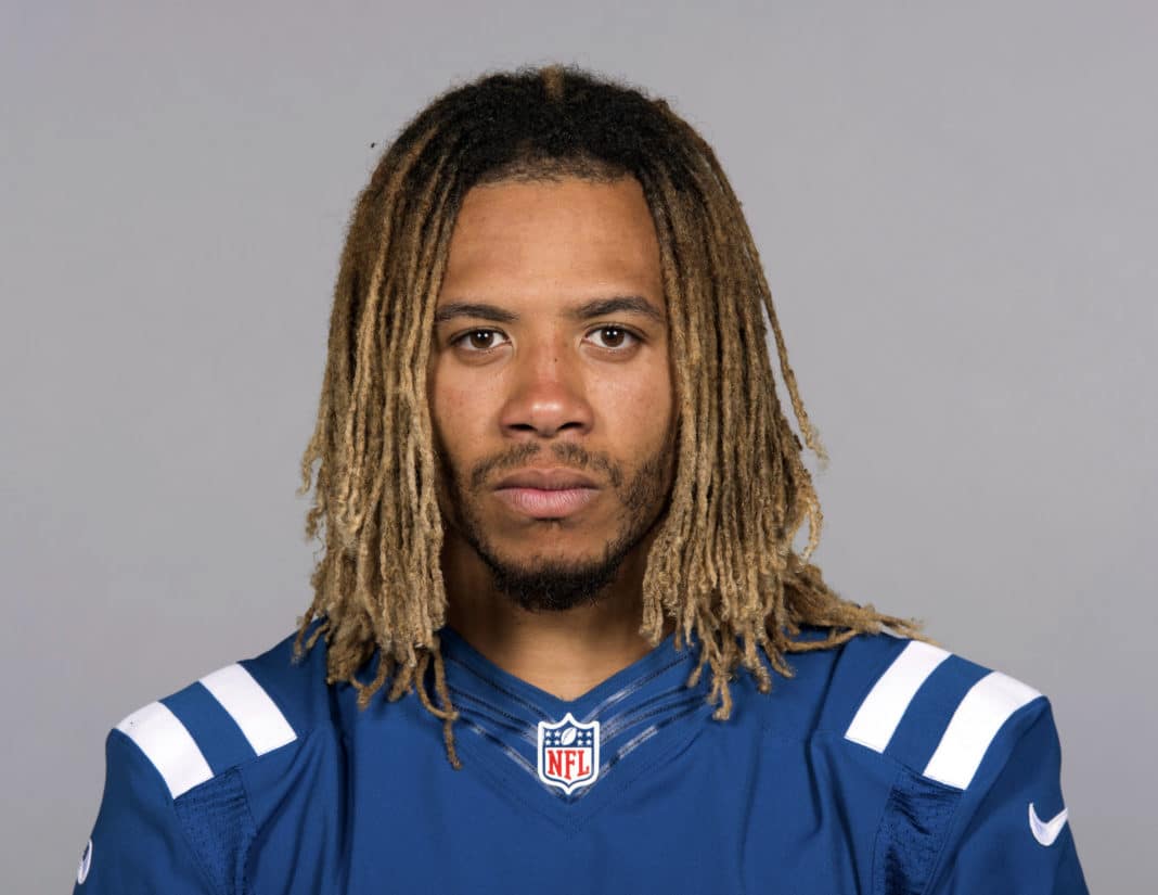 Colts Linebacker Edwin Jackson Among 2 Killed on Highway