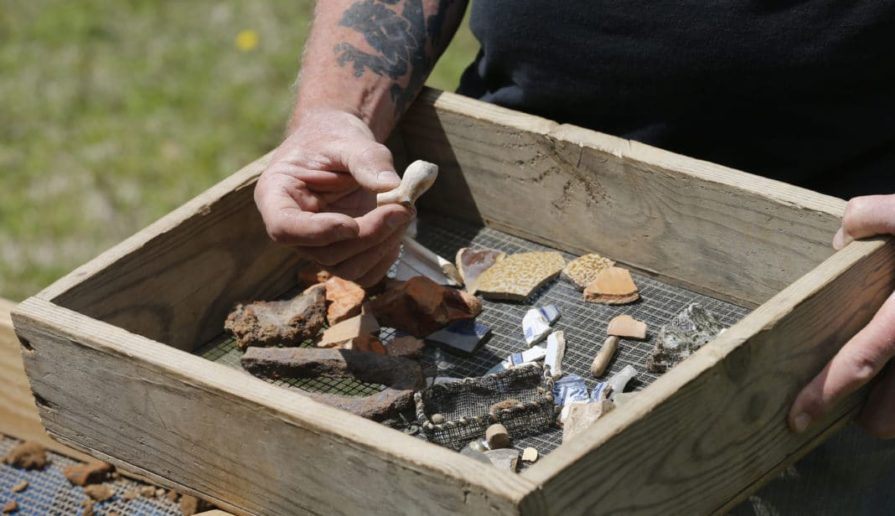 10 Barbaric And Heartbreaking Ways Enslaved Black People Were Punished ...