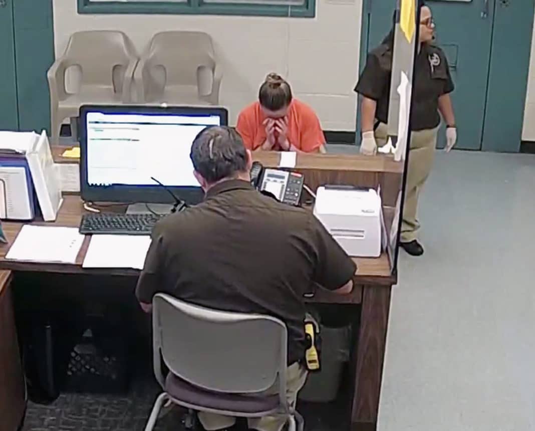 Video Surfaces of Dallas Officer Amber Guyger Barely Shed a Tear During ...