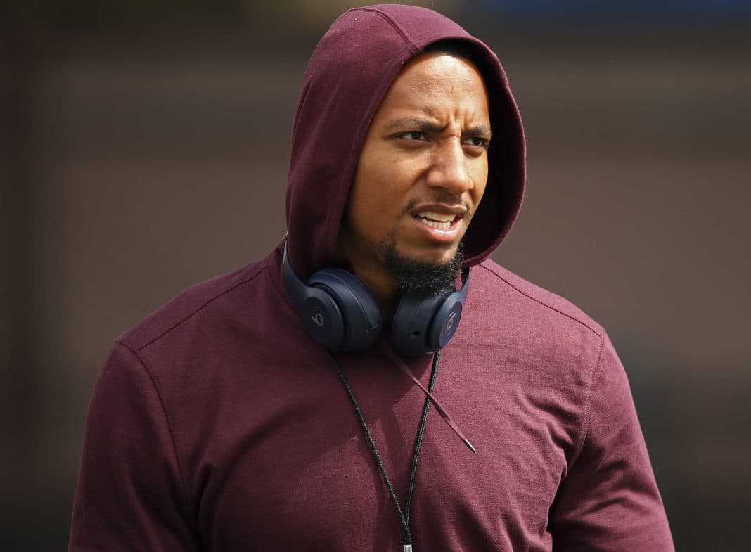 Eric Reid Remains Undecided on Protests But Has No Plans to Drop ...