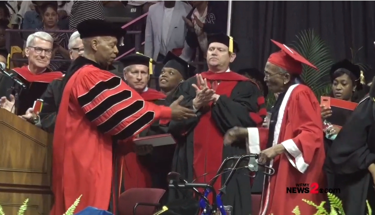 99-Year-Old Veteran Finally Walks At College Graduation, 70 Years After ...