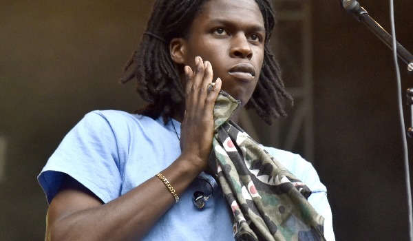 Daniel Caesar's Latest Album Didn't Sell Well After YesJulz Controversy ...