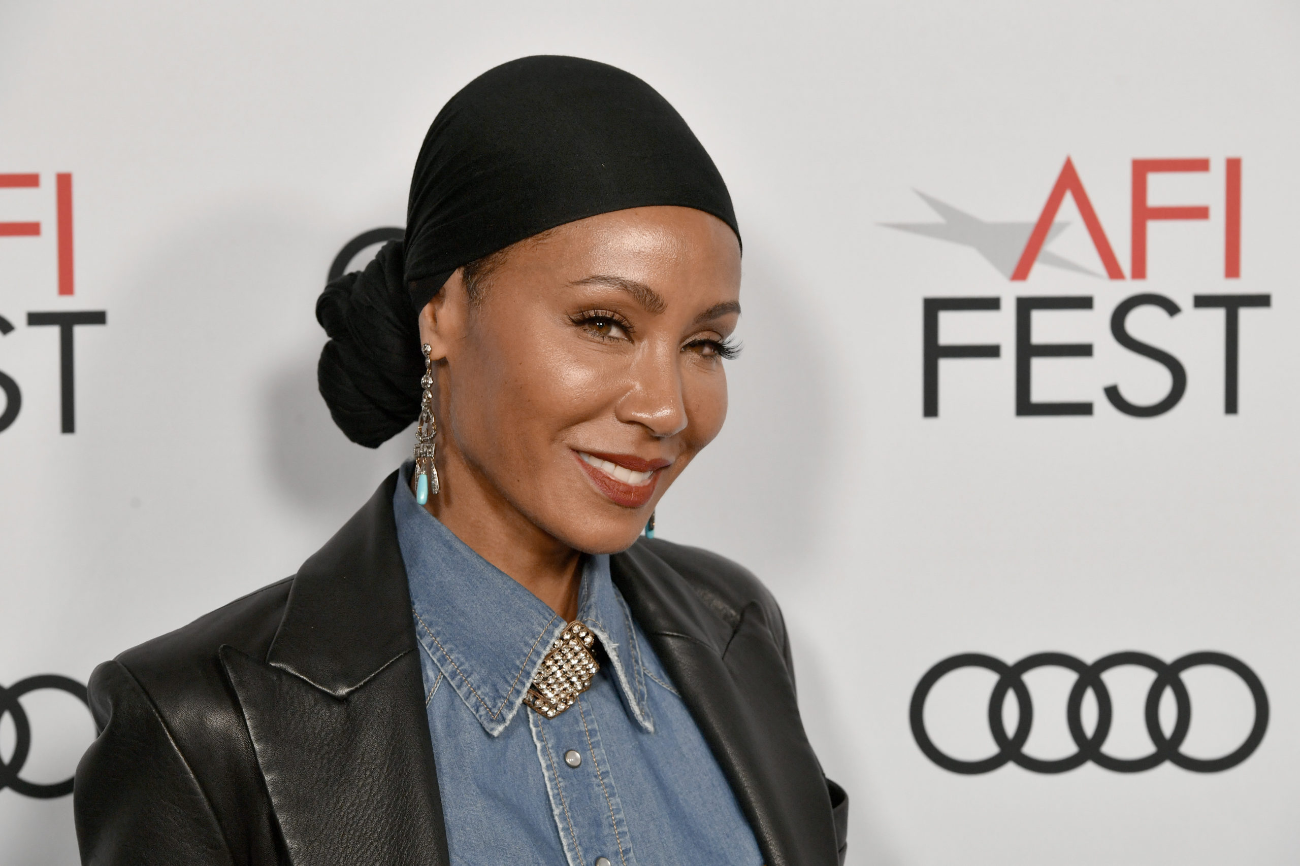 'My, My, My': Jada Pinkett Smith's Tousled Tresses and Golden Skin ...