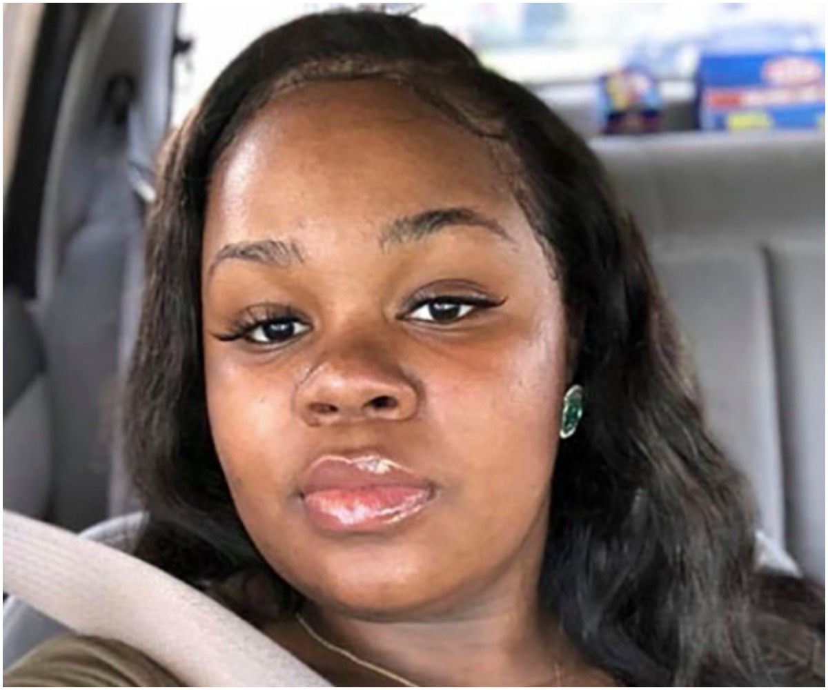 Breonna Taylor's Mother Demands Release of Grand Jury Transcript, Says ...