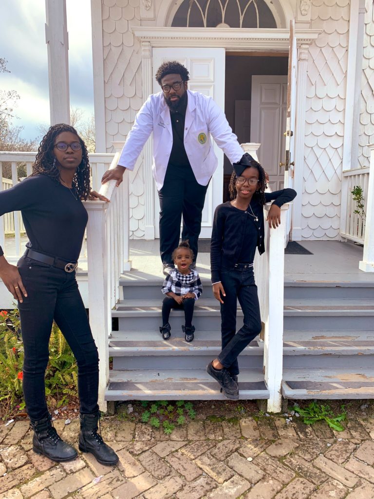 Former Hospital Security Guard Who Shadowed Doctors During Shifts Now a ...