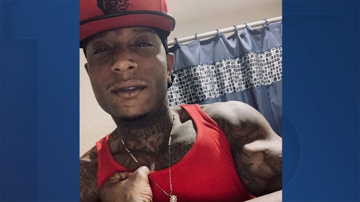 No Charges Against Arizona Trooper Who Disarmed Black Man He Found ...