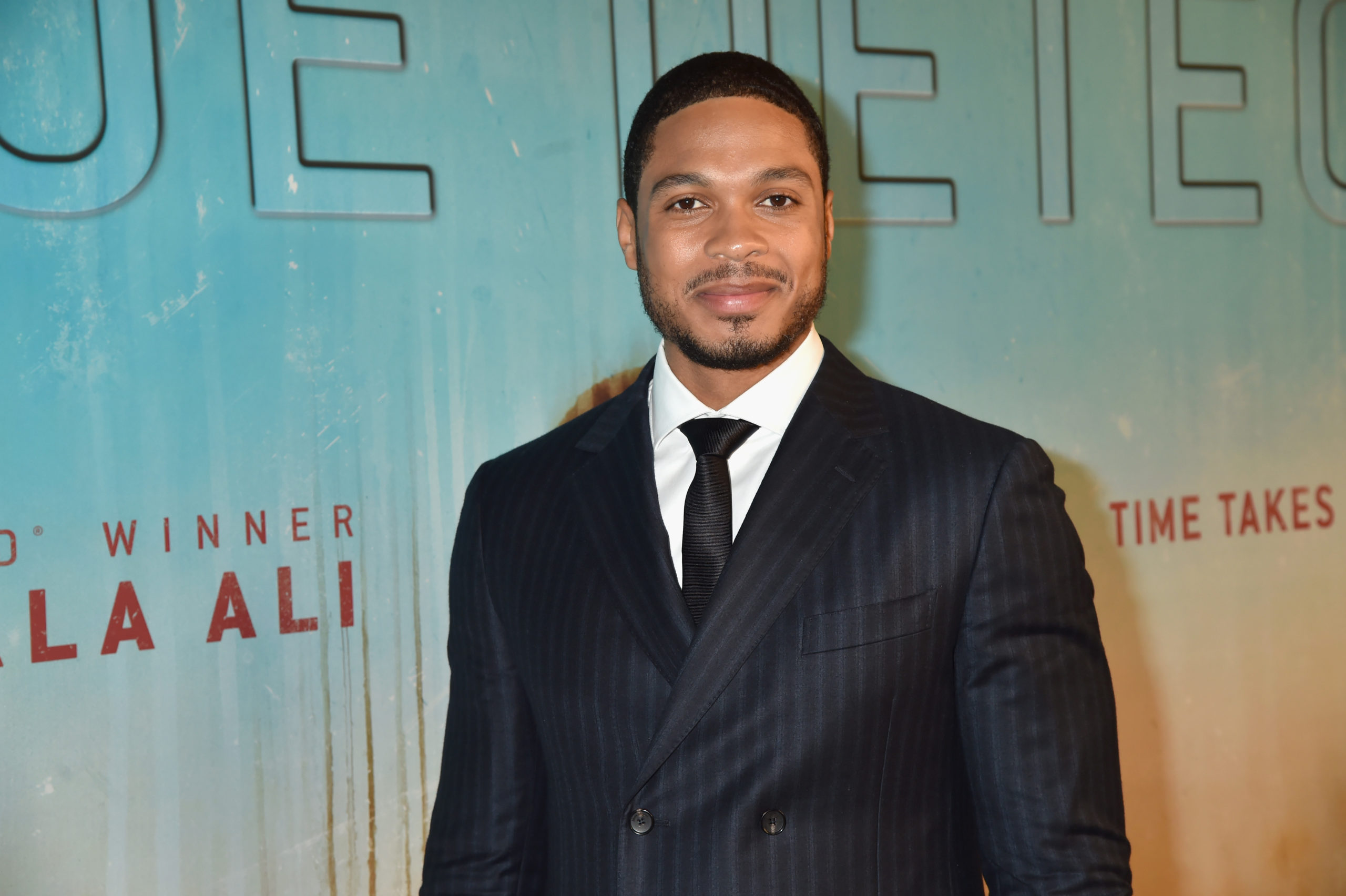 Ray Fisher Calls Out Joss Whedon and Warner Bros. Executives In Light ...