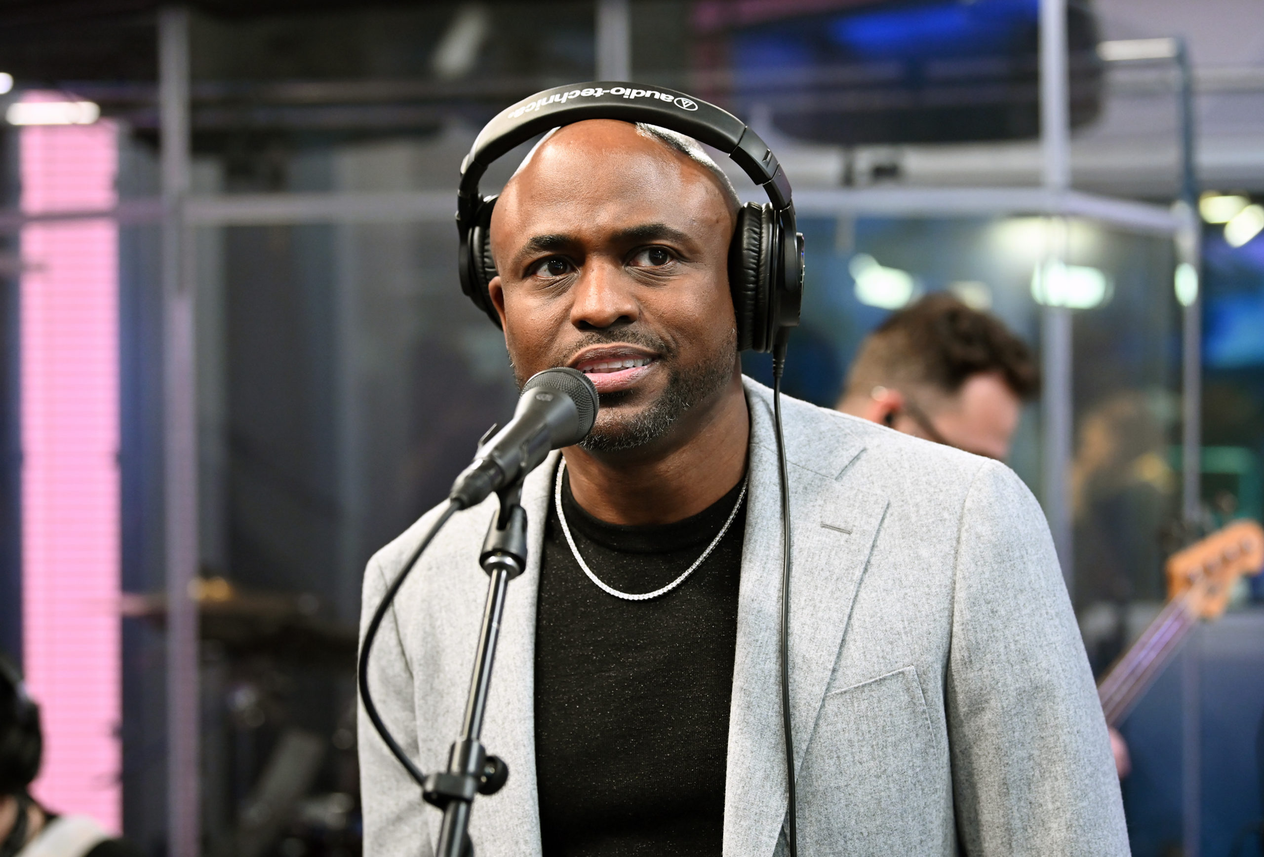 'Is Wayne Brady Going to Have to Bust a Cap!?': Wayne Brady Reacts to ...