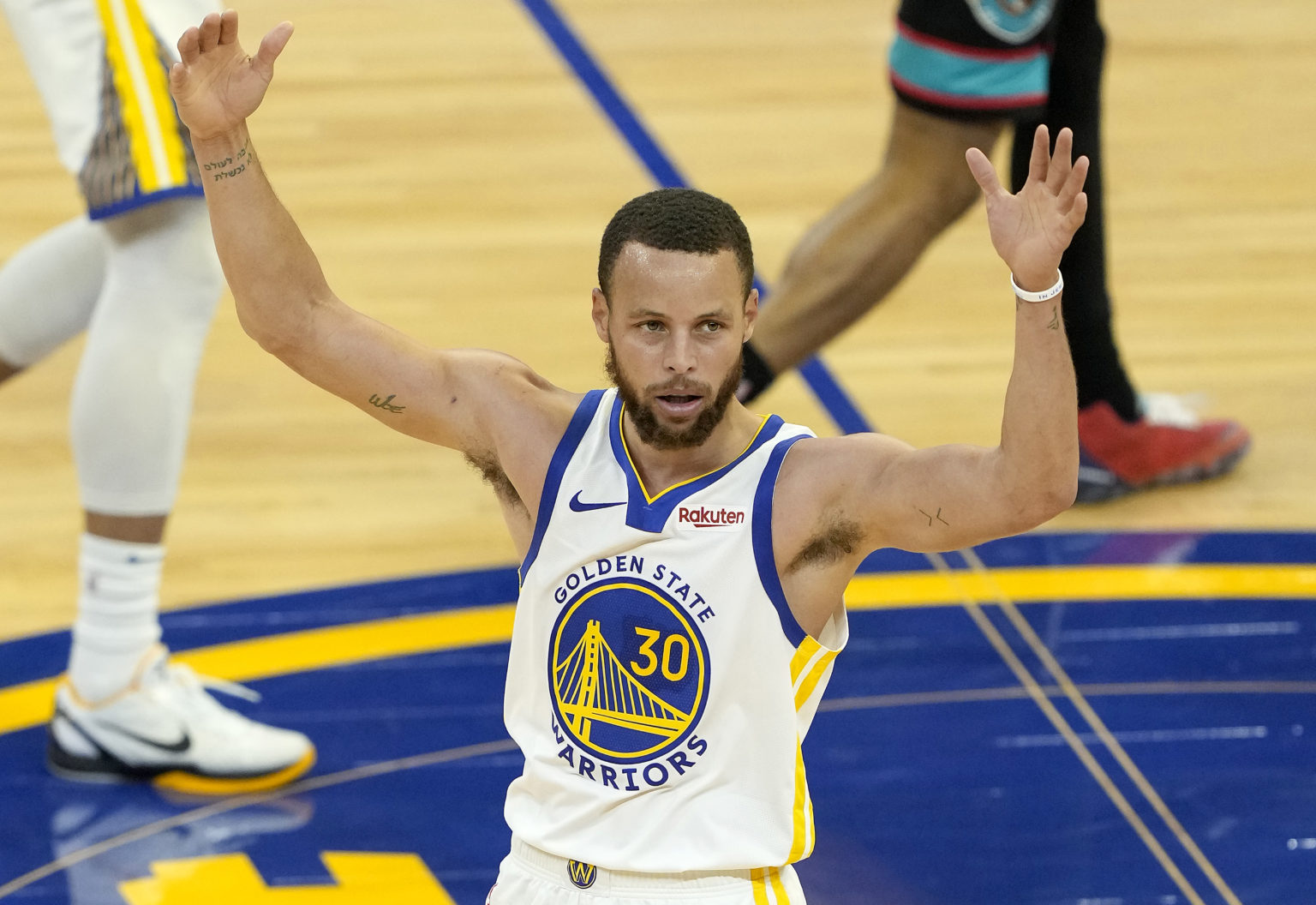 ‘They Know Who They Are’: Steph Curry Thanks Teammates After Becoming ...