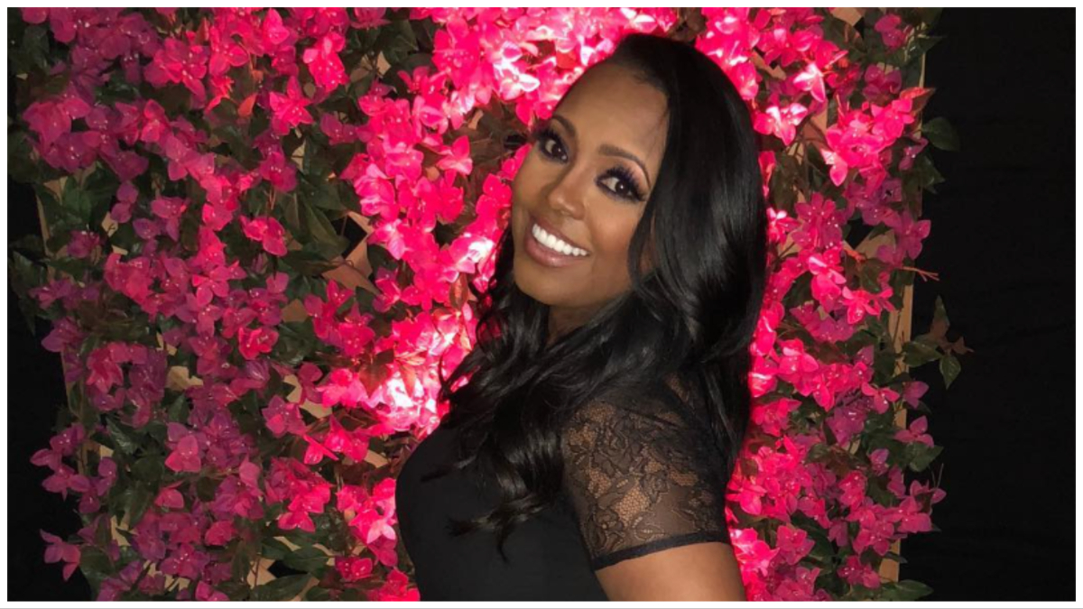 'You Been Pregnant Forever': Keisha Knight Pulliam's Baby Bump Photo ...