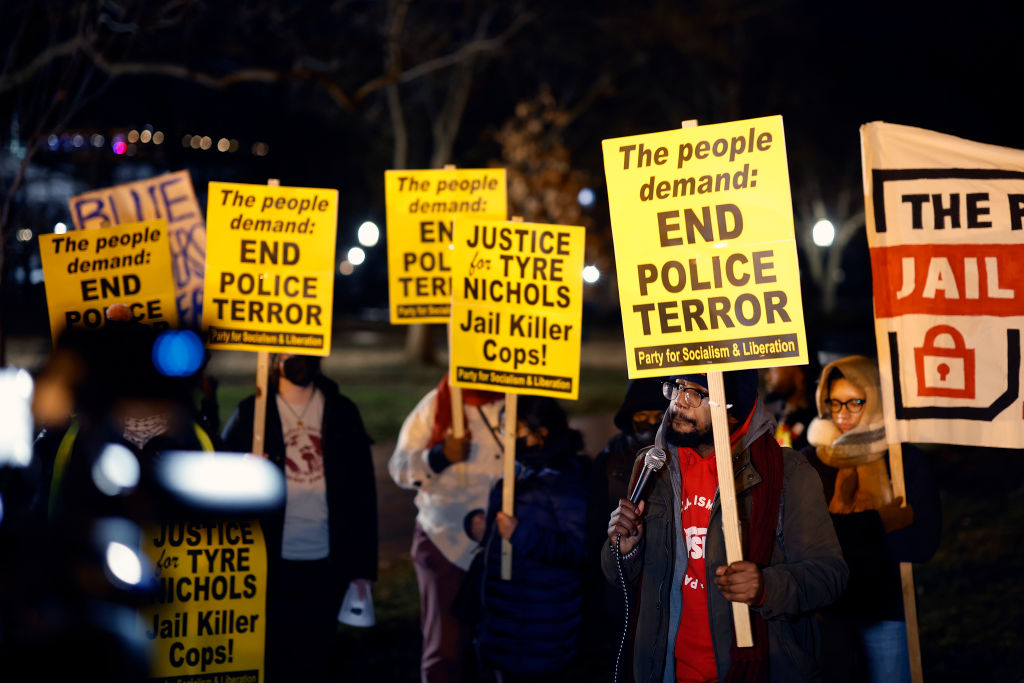 Protesters Demand the End of 'Police Terror' As Tyre Nichols Footage ...
