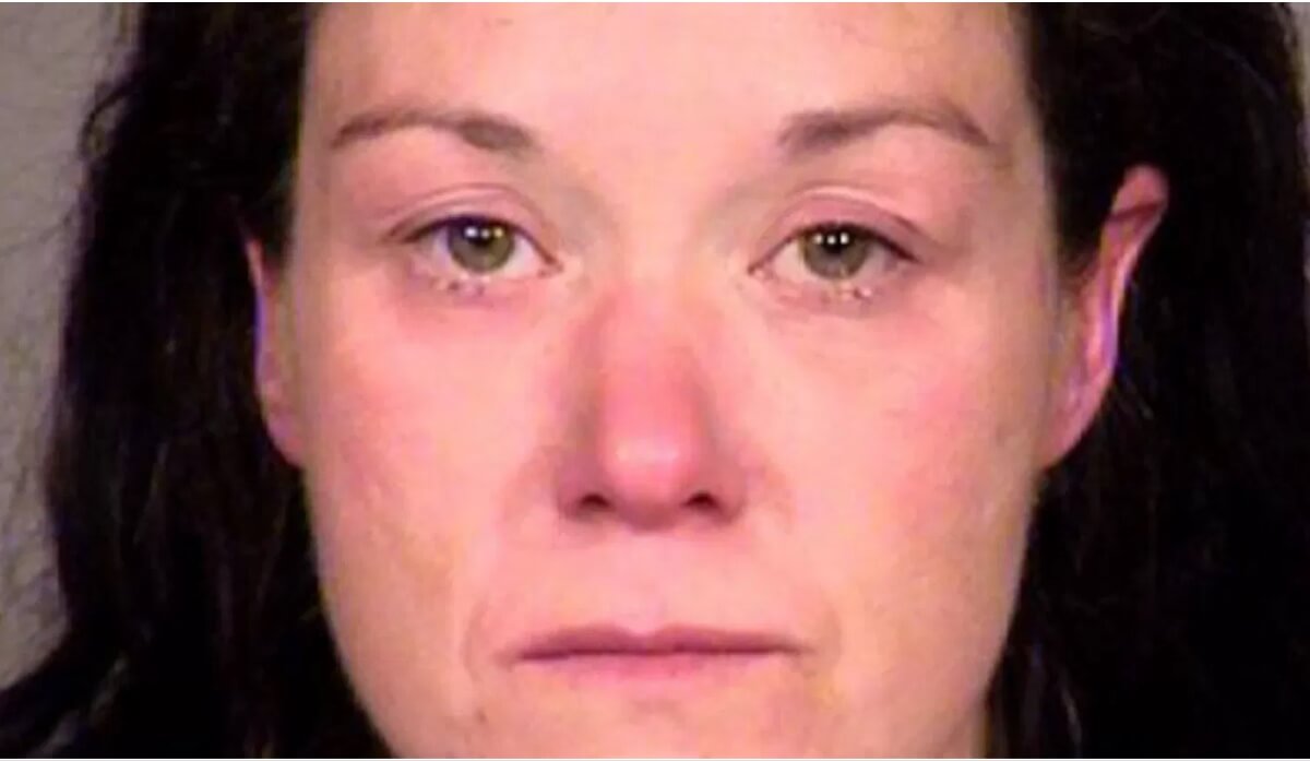 White Woman Punches Black Security Guard in Face, Calls Him Racial Slur ...