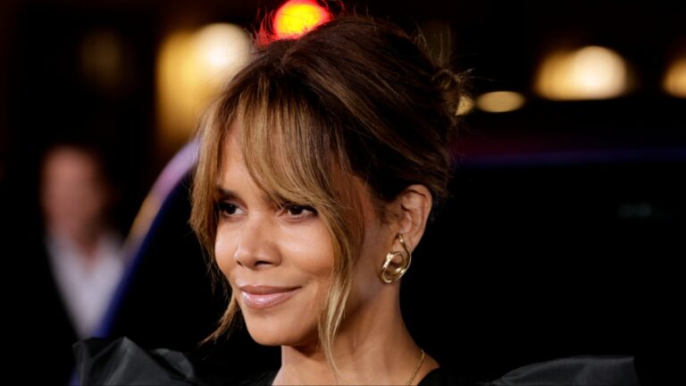 'You Had to Really be Doing It': Halle Berry Finally Reveals Shocking ...