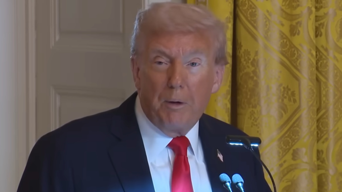 'Almost Busted a Gut': Trump’s Secret Diet Exposed, Republican Insider ...