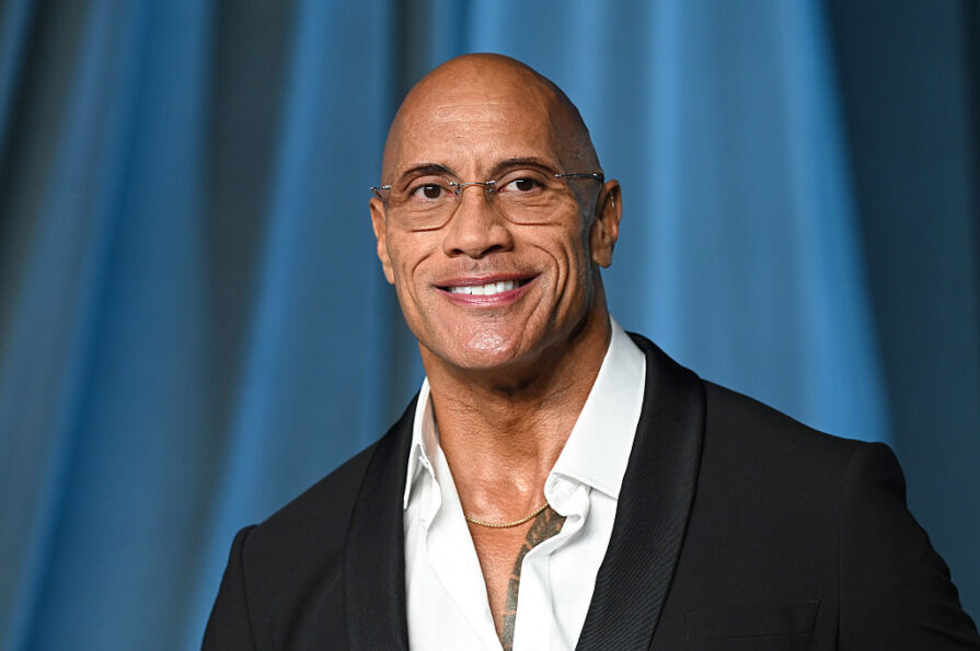 'Dwayne Is Big': Dwayne Johnson's New Photos Have Fans Doing a Double ...